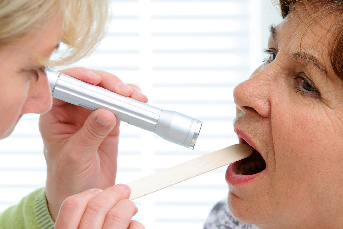 Laryngitis | Symptoms, Causes, Diagnosis & Treatment - Pure Medical